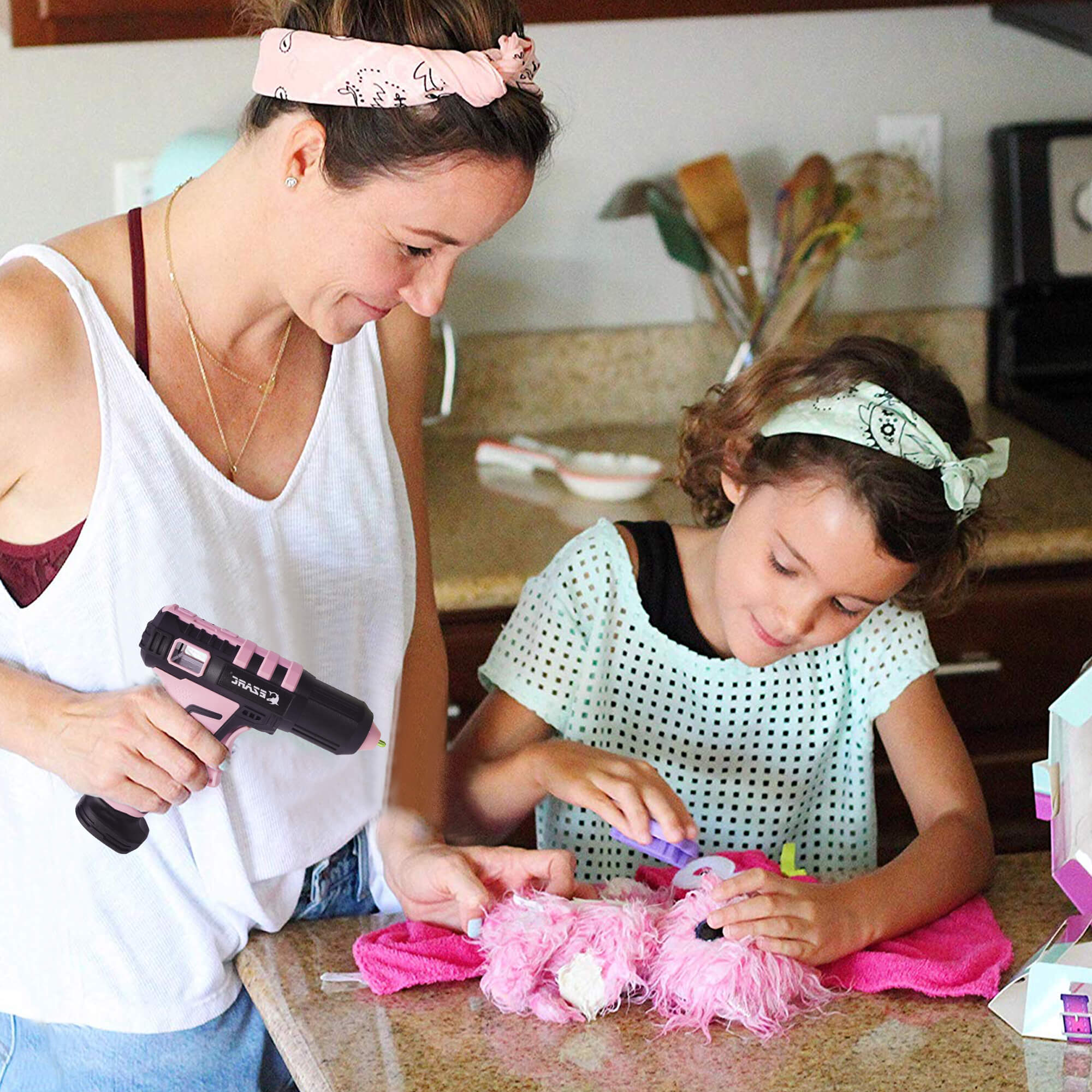 Cordless Lithium Battery Glue Gun with 30 Hot Glue Sticks